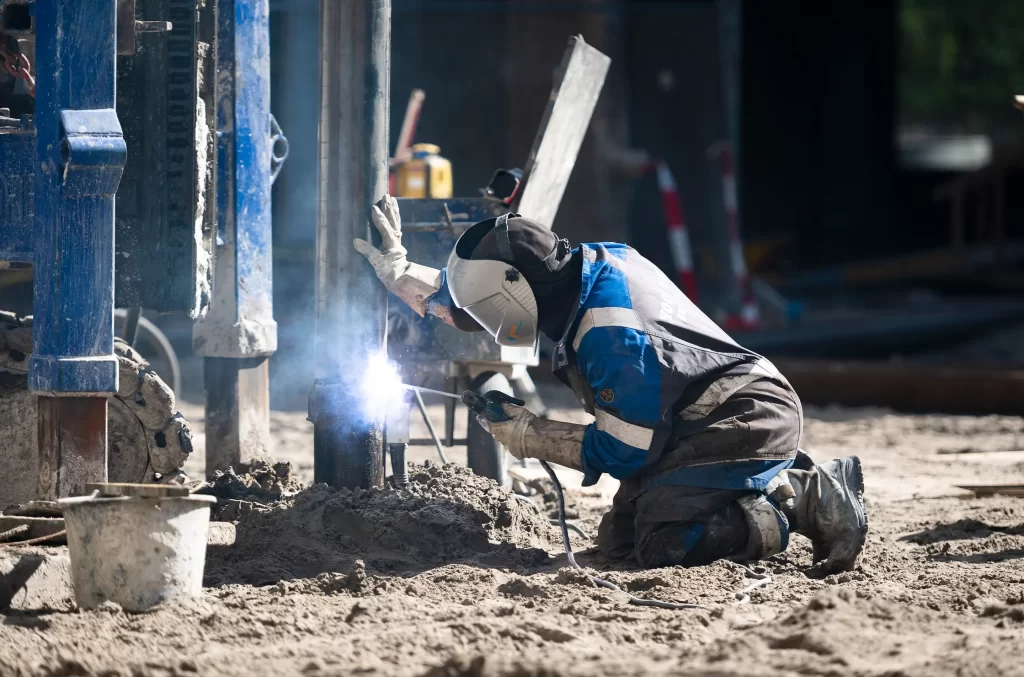 Casing draaipaal met groutinjectie (CDGI) – Hoolwerf Heiwerken